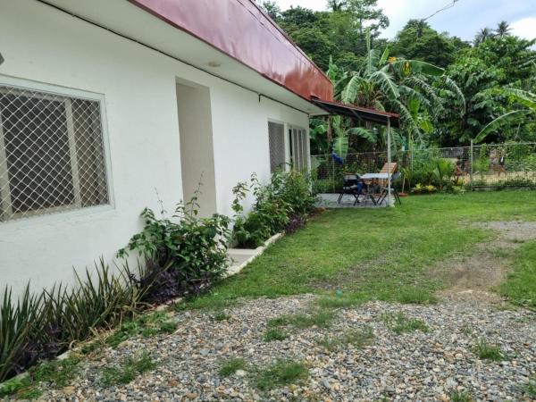 2 Bedroom House Designed For Comfort And Practicality, Perfect For Small Couples Nearby The Beach - Puerto Galera