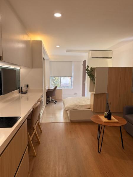 Cloudy Studio Type Flat In Mandaue City - Cebu City