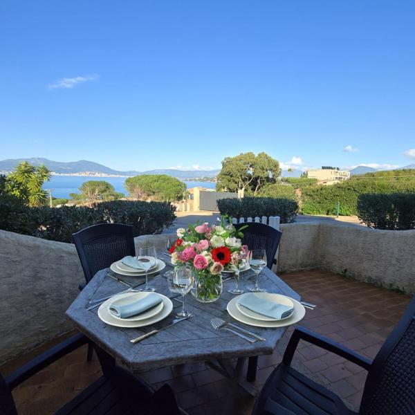 New 2026 Bas De Villa Vue Mer 2 Chambres Climatisé à 350 Mètres De La Mer - Porticcio