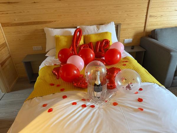 Ffrith Park Hotel Pods - Prestatyn