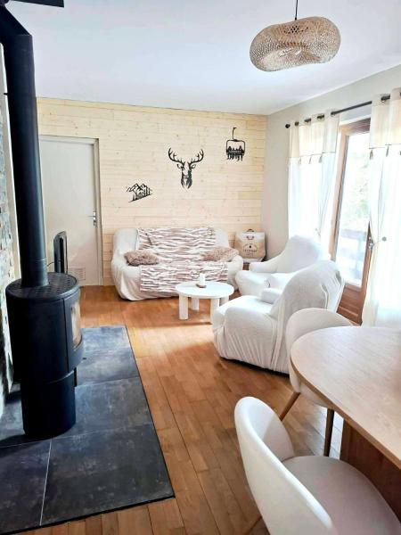 Un Refuge Chaleureux Au Cœur Du Mourtis - Le Mourtis