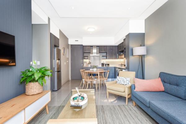Tyrwhitt Luxe Apartment In Central Rosebank - Johannesburg