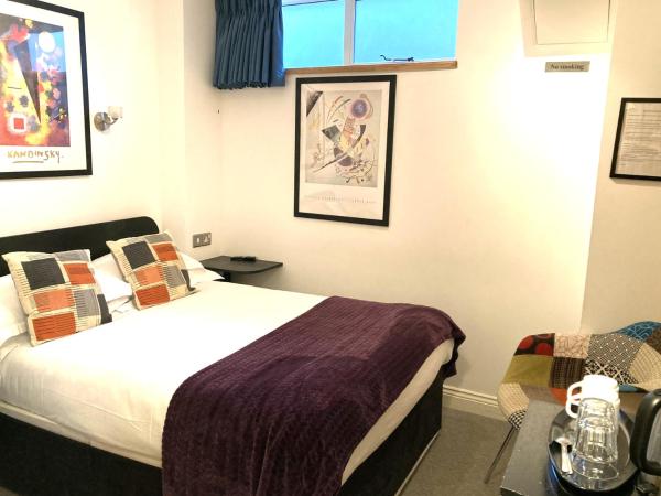 Nell Gwynn House - Hotel Style Pod Room 68 - Chelsea