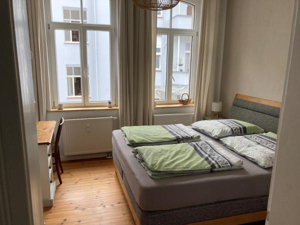 Charmantes Apartment In Bester Lage - Aéroport de Hanovre Langenhagen (HAJ)