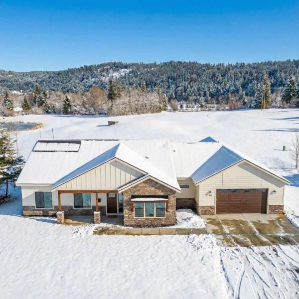 Luxury Ski & Golf 4br Retreat W Ev Outlet Hot Tub - Roslyn, WA