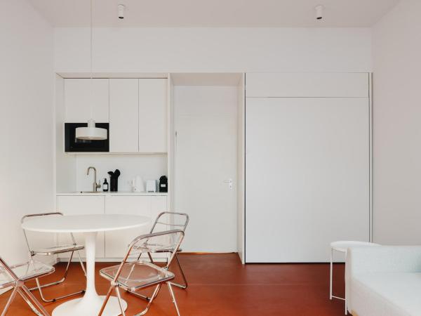 Nook Stay Architectural Hideway In Friedrichshain - Berlijn