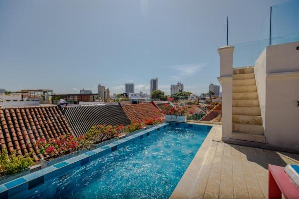 Casa Stella - Authentic Luxury Rooftop Pool - Cartagena, Colombia