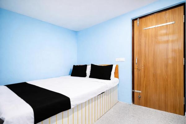 Hotel Shree Krishna - Near Railway Station !! - Bhubaneswar