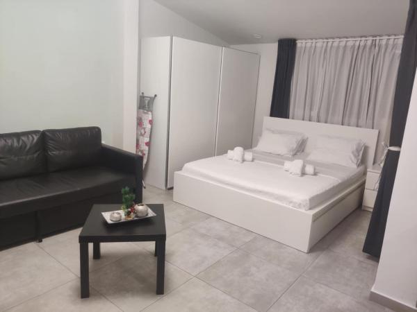 Skg Central Deluxe Studios - Thessaloniki