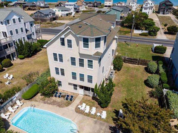 K1202 Cloud Nine - Semi-oceanfront, Pool, Hot Tub, Pets Ok, 8 Bedrooms - Kitty Hawk