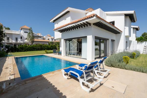 Luxury Villa With Private Pool Str1 - 탠지어