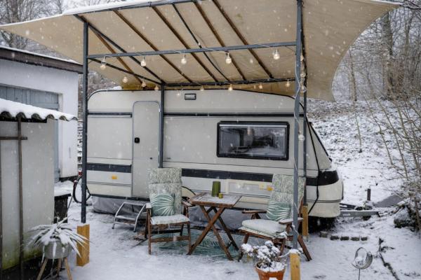 Berlin Glamping Spot Winterfester Wohnwagen - Berlin