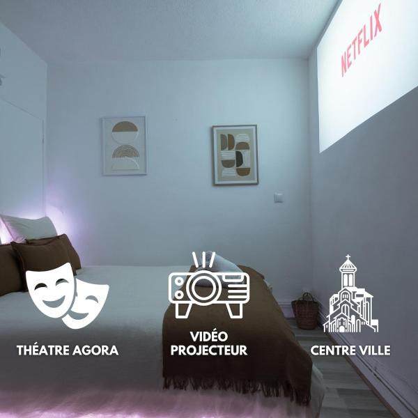 Vidéoprojecteur - Centre - Tout à Pied - Balcon - Montpellier