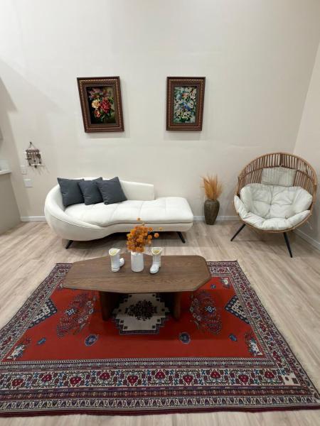 Historical Retreat - Los Angeles, CA