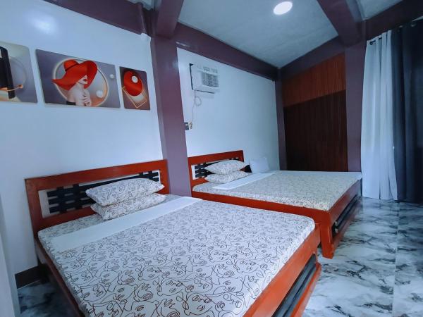 Modern Oceanview Room Good For 5 Pax Adults Glenmark's Homestay - Pagudpud