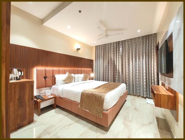 Hotel A-k-a-y Guest House Sigra ! Varanasi - Providing Air Conditioned Hotel And Well Decorated Rooms With Wifi Facility- Best Hotel In Varanasi - Benares