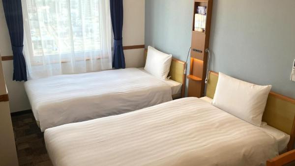 Toyoko Inn Shin-yamaguchi-eki Shinkansen-guchi - Japan
