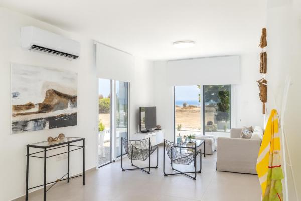 Seaside Sunrise Familly Villa - Protaras