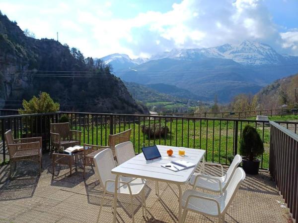 La Terraza De Escarrilla, Con Piscina - Sallent de Gállego