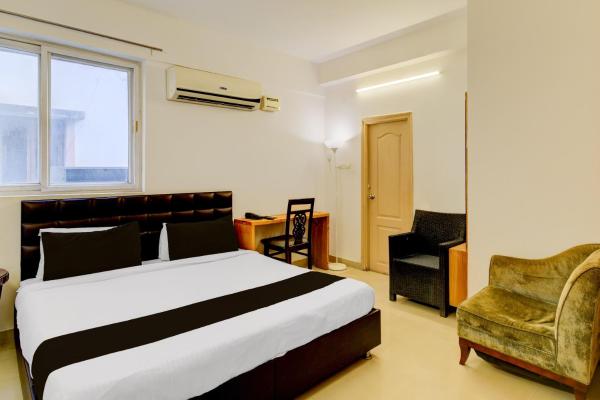 Collection O Hi-tec City Center Metro Station Hyderabad Formerly Hotel Blue Dawn - Hyderabad