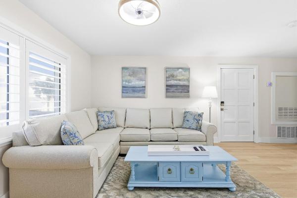 Villa Bleu 3 - New Smyrna Beach, FL