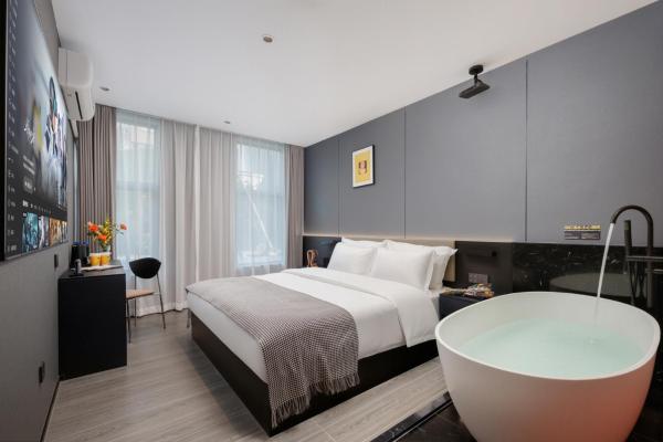 Banana Fun Hotel Futian Port Shangsha Metro Station Branch - Hong Kong