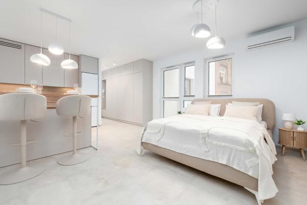 Bright Ac Studio With Parking Next To Manufaktura By Noclegi Renters - 우쯔