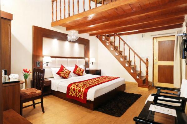 Hotel Mahamaya Moon Palace Near Naini Lake All Facilities Are Available Book And Enjoy - Nainital