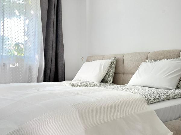 Cozy Apartment 10 Minutes To Wawel Castle - クラクフ