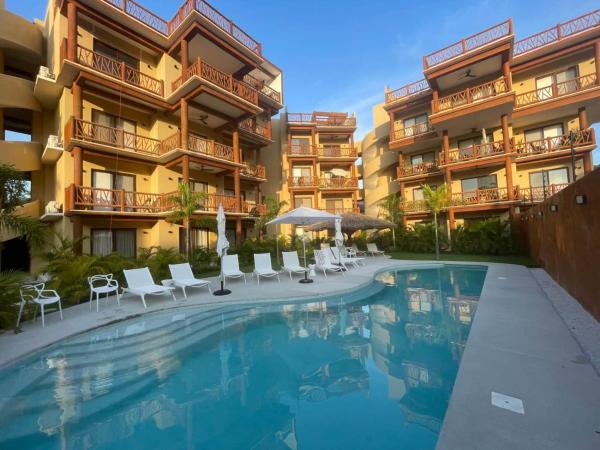 Luxurious 2 Bedroom Steps From Beach - Zihuatanejo