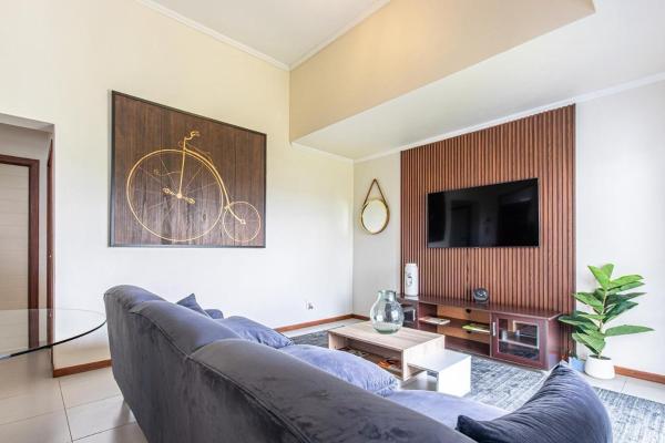 Home Away From Home - Muldersdrift