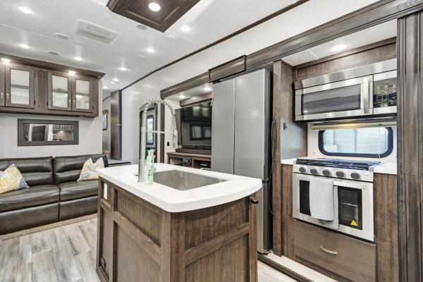 Roam Sweet Roam - Ellenton, FL