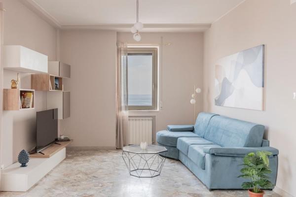 Luminoso Appartamento Vista Mare Sul Lungomare - Nicolosi