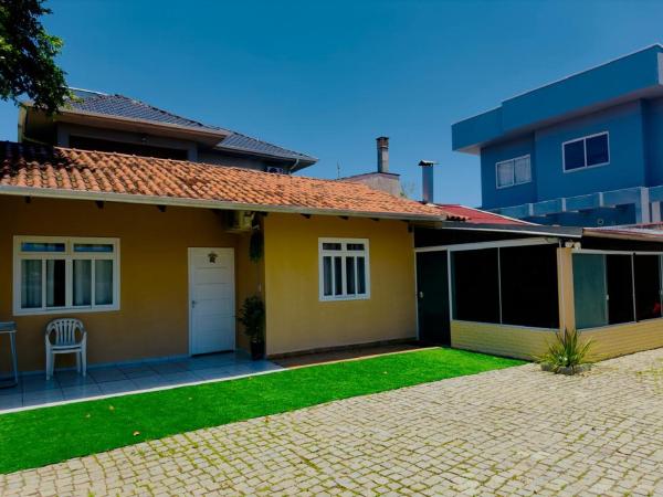 Casa Em Bombinhas Praia Do Mariscal - Bombinhas