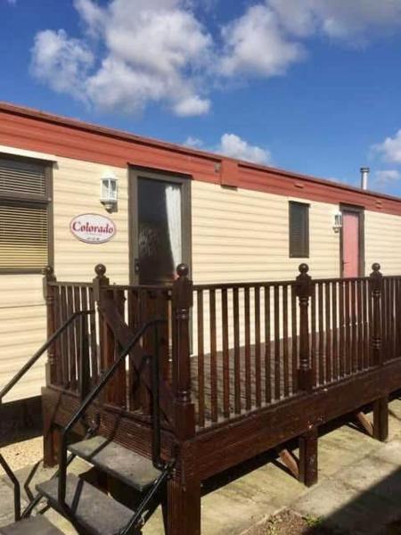 Kingfisher Caravan Platinum And Silver - Chapel Saint Leonards