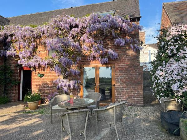 Highfields Farm B&b - Stafford, UK