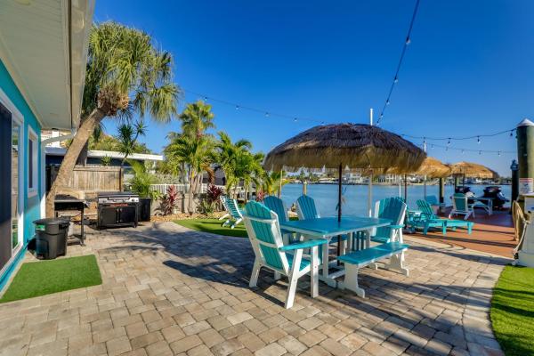 Bayfront Retreat Across From Treasure Island Beach - St. Pete Beach, FL