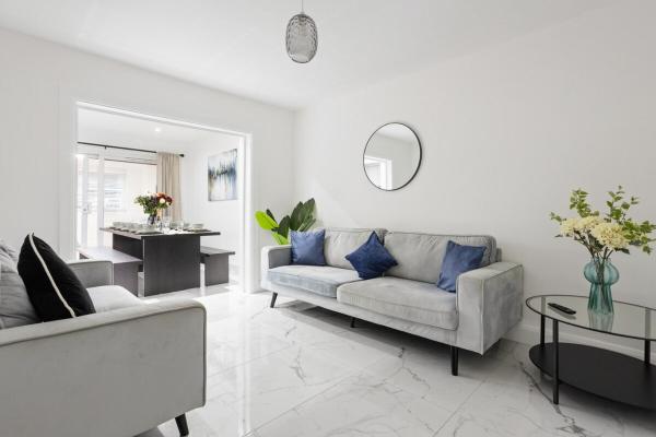 5 Min To Heathrow Airport - Spacious 5br Sleeps 10 - Londres