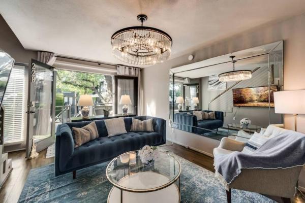 Garden & Oasis Loft In Lower Greenville - Dallas, TX