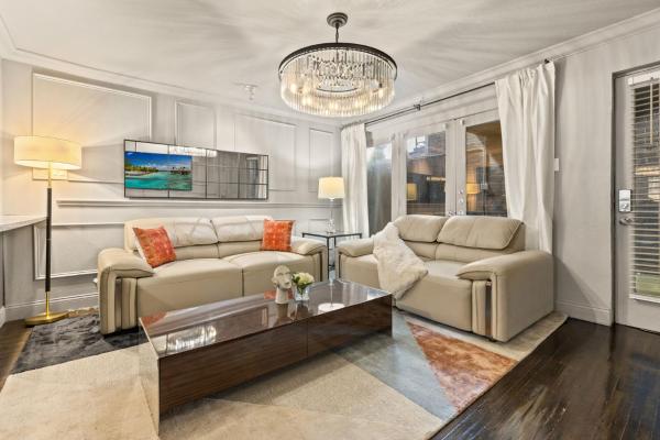 Dallas 2br Condo Resort Pool By White Rock Lake - Dallas, TX