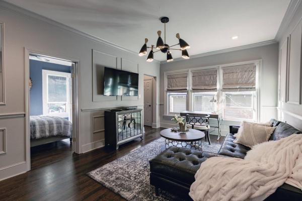 Spacious 1br Living Near Uptown - Dallas, TX