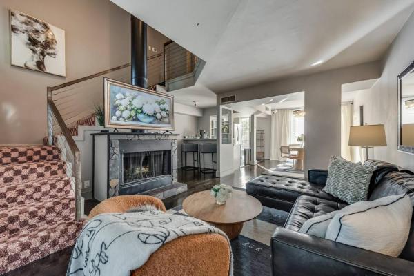 Tranquil Loft Residence With Resort Pool - Dallas, TX