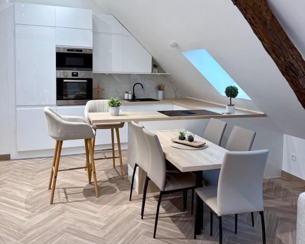 Modern Cocoon Combining Comfort And Charm - Estrasburgo