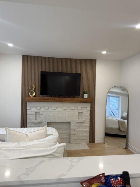 Bright & Cozy Private Studio Apartment - Toronto