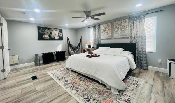 The Orchard Escape - Wesley Chapel, FL