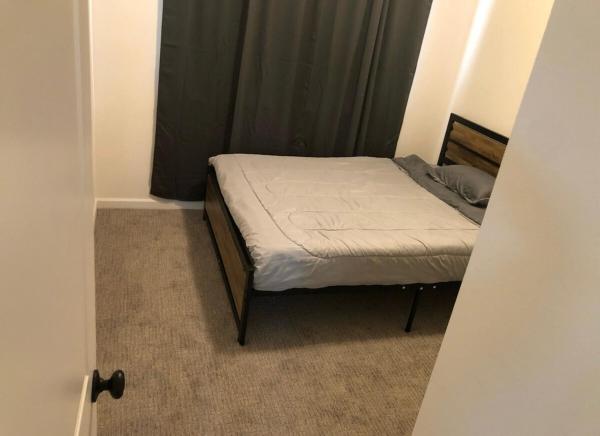 Quiet Suburban 2br Home 5 Minutes From Smf - Sacramento