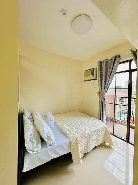 Stuio With Balcony At Downtown - Davao City