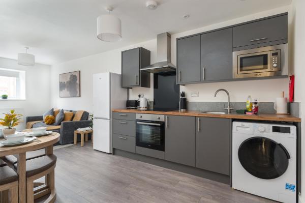 Central Town Location, 1br Apartment With Sofa Bed & Modern Amenities, Walk To Train Station, Shops & Cafes, Ideal For Business Or Leisure - Northampton, UK