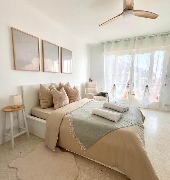 Sea View Studio With Balcony, Near Italy & Monaco - Menton