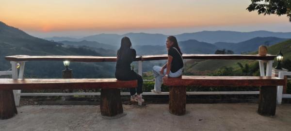 ไร่ร่มโพธิ์ทองรีสอร์ทภูชี้ฟ้าเชียงราย - Chiang Rai